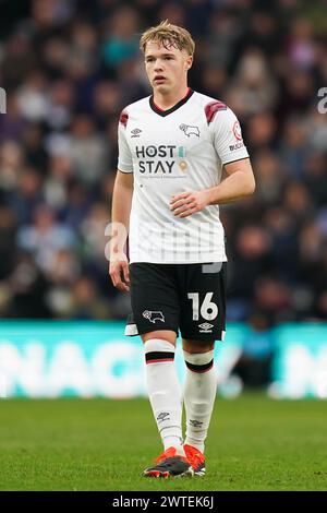 #16, Liam Thompson of Derby County turns #3, Mason Holgate of WBA ...