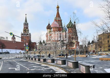 Snowfall in Moscow, Russia Stock Photo - Alamy
