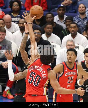 New Orleans Pelicans guard Jeremiah Fears (0) defends against Houston ...