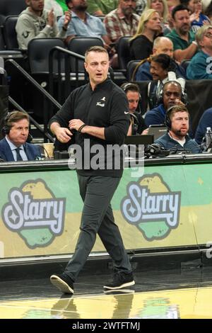Toronto Raptors head coach Darko Rajakovic looks on during the first ...