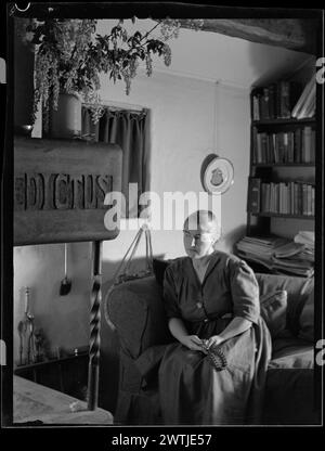 Beryl in "the Little Silver Ring" etc, Home sweet home My Rosary, New ...