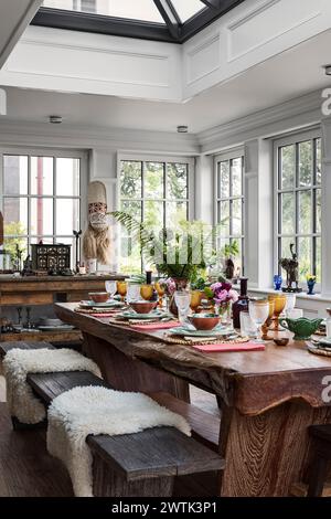 table setting with napkins in light colors in cafe Stock Photo - Alamy