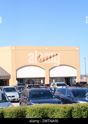 Branson, Missouri - March 11, 2024: Tanger Outlets Discount Outlet Mall ...