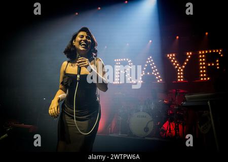 British singer Raye performs live during Bloomingdale's and Burberry ...
