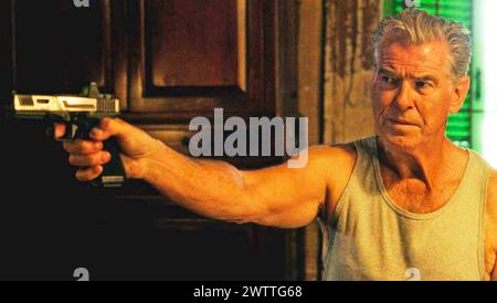 FAST CHARLIE, Pierce Brosnan, 2023. © Vertical Entertainment /Courtesy ...