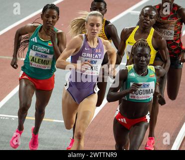 Habitam Alemu and Tsige Duguma of Ethiopia, Jemma Reekie of Great ...