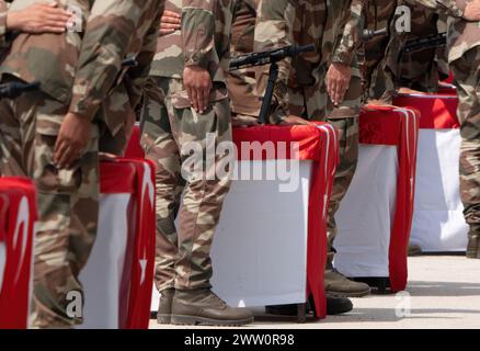 Turkish soldiers taking the oath at the military swearing-in ceremony ...