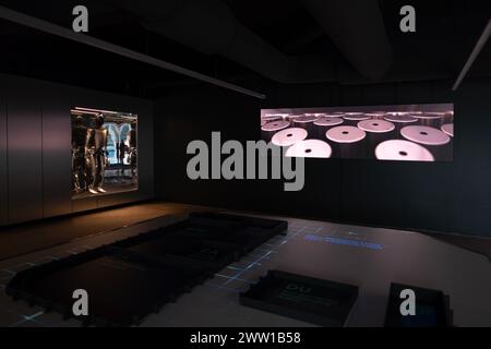 Tesla Bot Optimus robotic in Gigafactory Berlin-Brandenburg lobby ...