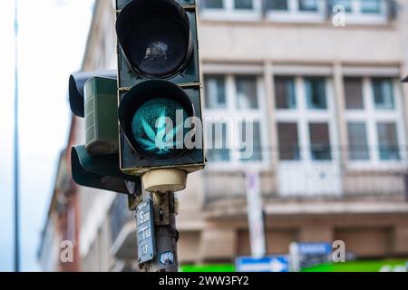 Traffic lights with cannabis leaf and right of way sign in Aachen ...