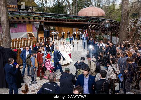 Rust, Germany. 21st Mar, 2024. Alphorn players stand in front of the ...