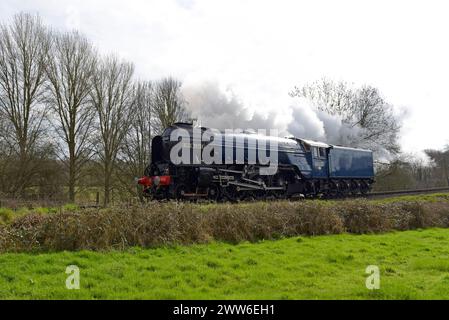 Iconic steam locomotive 60532 'Blue Peter' begins testing phase at ...