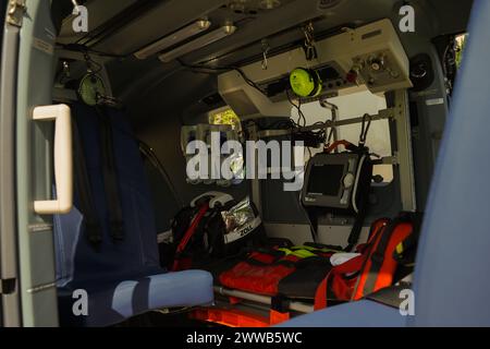 The SMUR helicopter transports patients 7 days a week, 24 hours a day ...