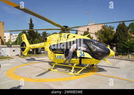 The SMUR helicopter transports patients 24 hours a day, 7 days a week ...