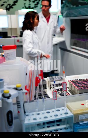 Technical platform of the Inovie 34 laboratory . Validation of NFS results, blood count and ESR ...