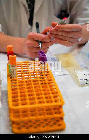 Technical platform of the Inovie 34 laboratory . Hematology tube sorter. NFS, blood count, VS ...