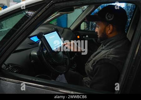 Business immersion of five workers from the mechanical workshop of an ...