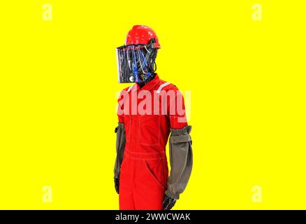 Mannequins in reflective work clothes on exhibition Stock Photo - Alamy