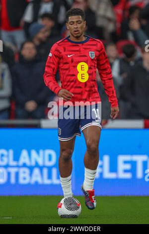 Jude Bellingham of England in the pregame warmup session during the ...