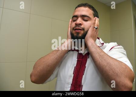 The Imam's assistant of the Islamic mosque of Vendrell Abdul Rezak ...