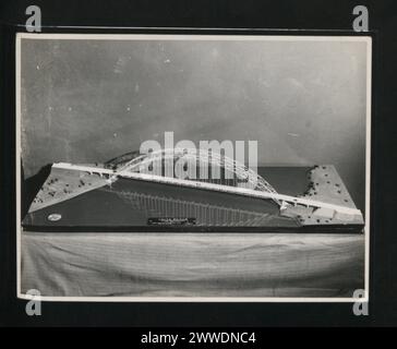 Adomi bridge ghana Stock Photo - Alamy