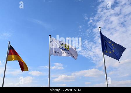 flags of Germany, the EU and town Wellen Stock Photo - Alamy