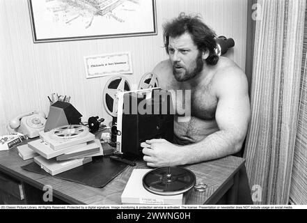 Film projector in the 19702. Ricky Bruch (1946-2011) Swedish track and ...
