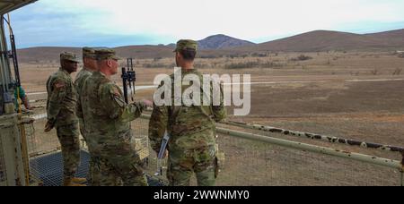 LTC Dasher, along with MG Phil Brooks and CSM Neil Sartain of FCOE ...