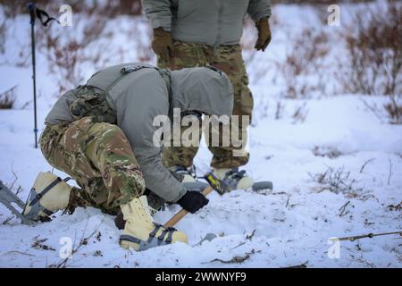 Alaska Army National Guardsmen with Bison Company, 1st Battalion, 297th ...