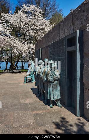 A monument honoring Franklin Delano Roosevelt, who was elected ...