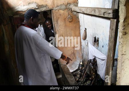A Mami Wata altar in Benin Water Goddess Ein Mami Wata Altar in Benin ...