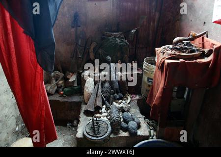 A Mami Wata altar in Benin Water Goddess Ein Mami Wata Altar in Benin ...