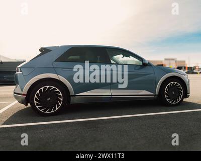 Advanced design Hyundai Ioniq 5 pure electric SUV Stock Photo - Alamy