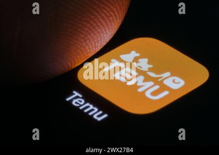 Das Logo der App Temu Online-Marktplatz der chinesischen Firma PDD ...