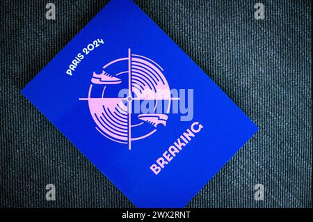 Breaking pictogram for paris 2024 summer olympics. Official icon of ...