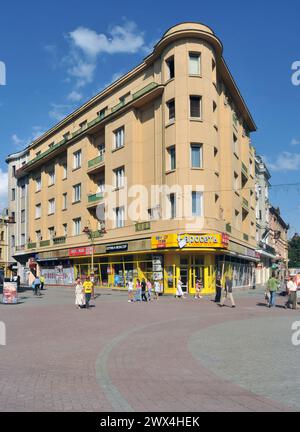 Hauswald tenement house, Independence Street, Nezalezhnosti, Ivano ...