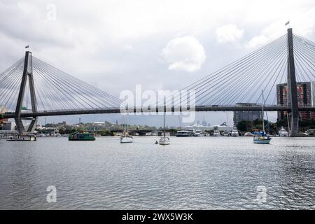 Sydney inner west, Anzac bridge between Pyrmont and Glebe across ...