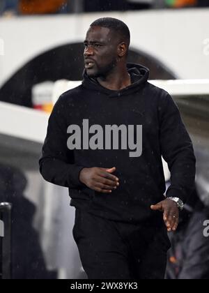 Ivory Coast 's coach Emerse Fae, left, and Nigeria's coach Jose Peseiro ...