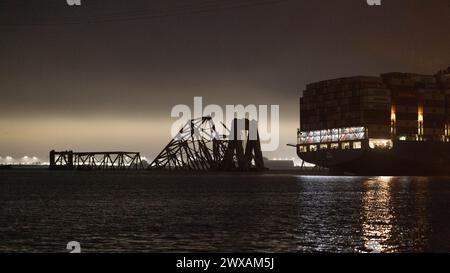 Key Bridge Collapse Skyline Stock Photo - Alamy