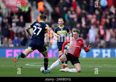 Southampton's Flynn Downes (left) and Middlesbrough's Aidan Morris in ...