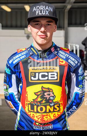 Leicester Lion Cubs' Guest Rider Darryl Ritchings in White rides ...