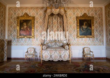 Room in the impressive Palace of Versailles, castle and French historic ...