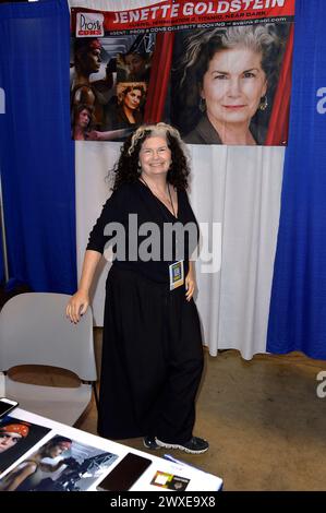Jenette Goldstein auf der WonderCon 2024 im Anaheim Convention Center ...