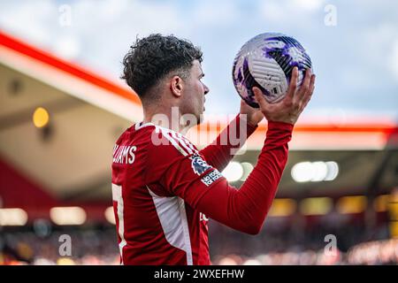 Neco Williams of Nottingham Forest prepares to take a corner kick ...