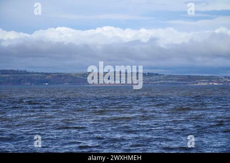 Far shore of the Firth of Forth estuary in Scotland Stock Photo - Alamy