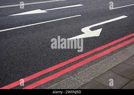 Double red lines / road markings Stock Photo - Alamy