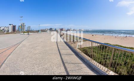 Durban Beach Vetchies Promenade steel fence railing for public safety ...