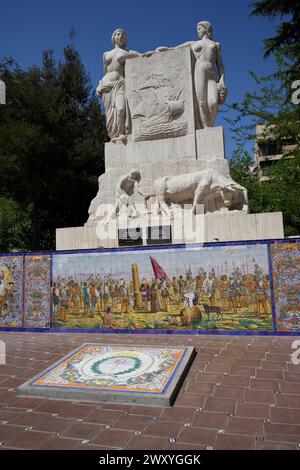 The Colourful tiled Monument to The Hispano-Argentine Fellowship in ...