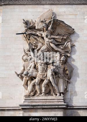 Paris. Details of pillars of Arc de Triomphe on Charles de Gaulle ...
