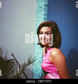 Schlagershow im ZDF, 1968, Dorthe, aka Dorthe Kollo, dänische Sängerin ...