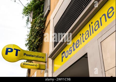 Italian mail | Poste italienne Stock Photo - Alamy